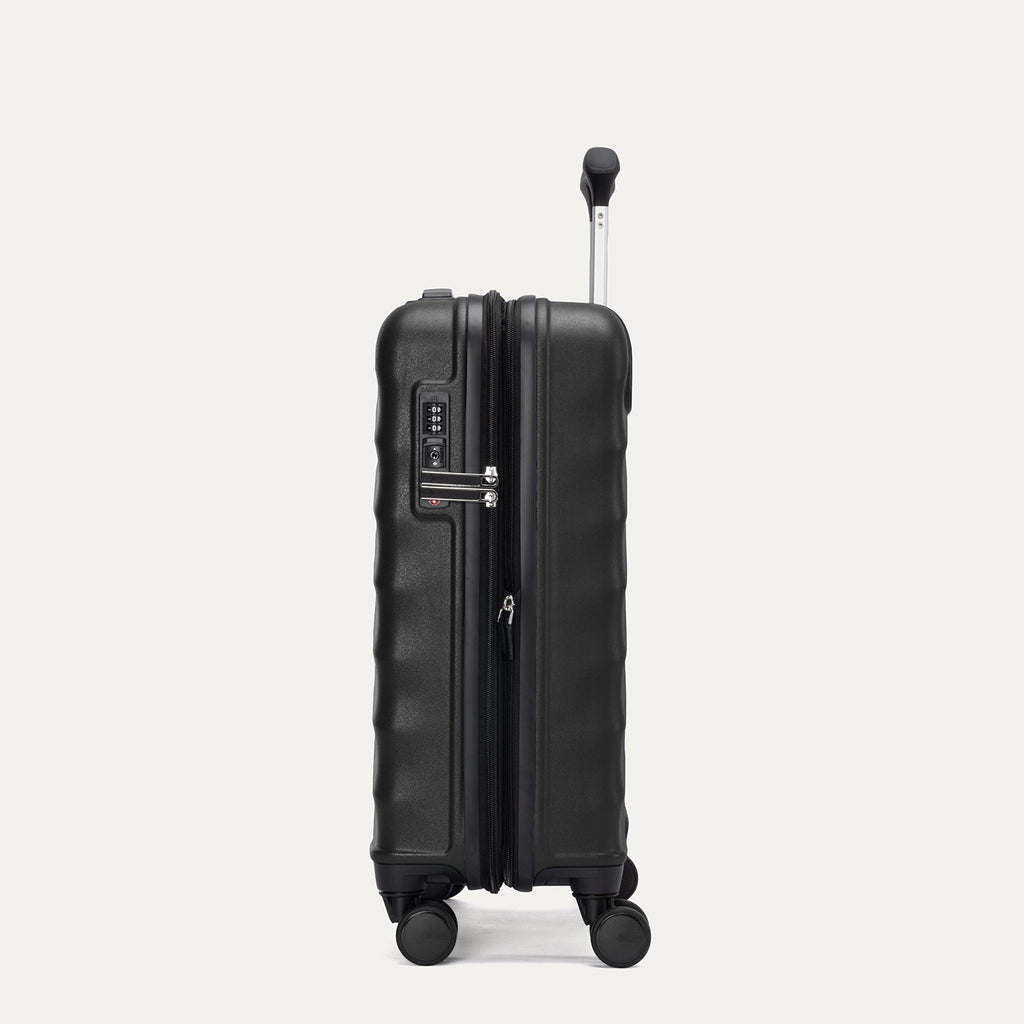 Maxlite® Air V2 Slim Cabin Hard Shell Spinner (55 x 40 x 20 cm ...